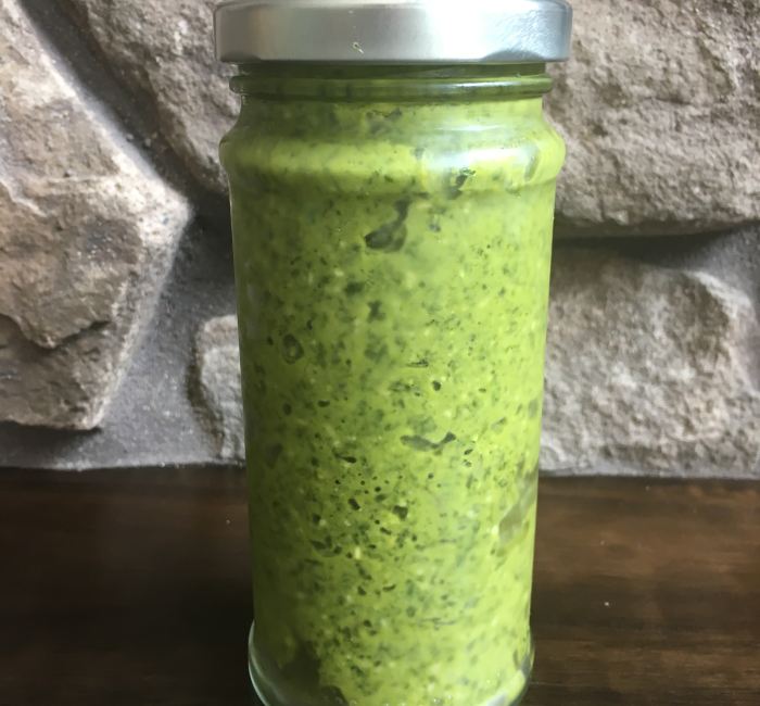 Basil pesto with cashews and parmesan | Veggies First